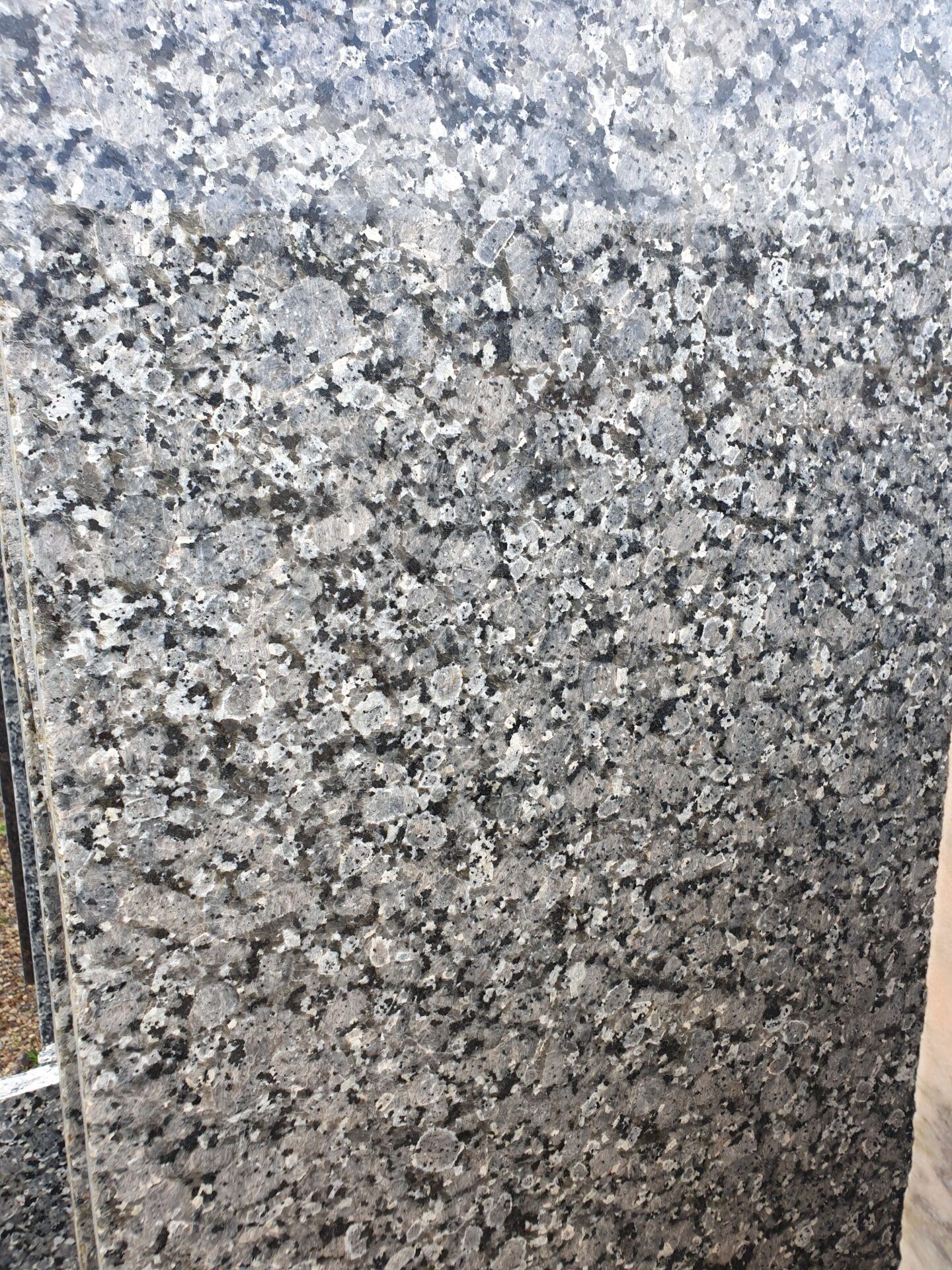 Granitas/Marmuras – Gaminiai iš marmuro ir granito